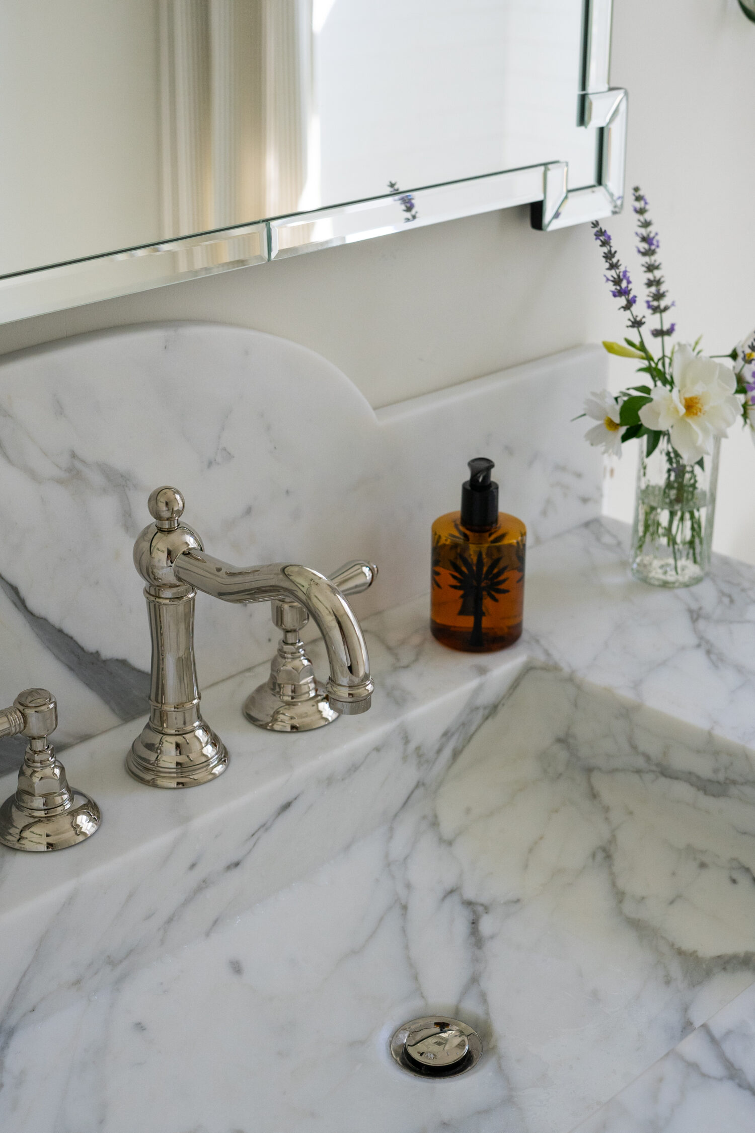 Grace’s bathroom – Ashley Kane